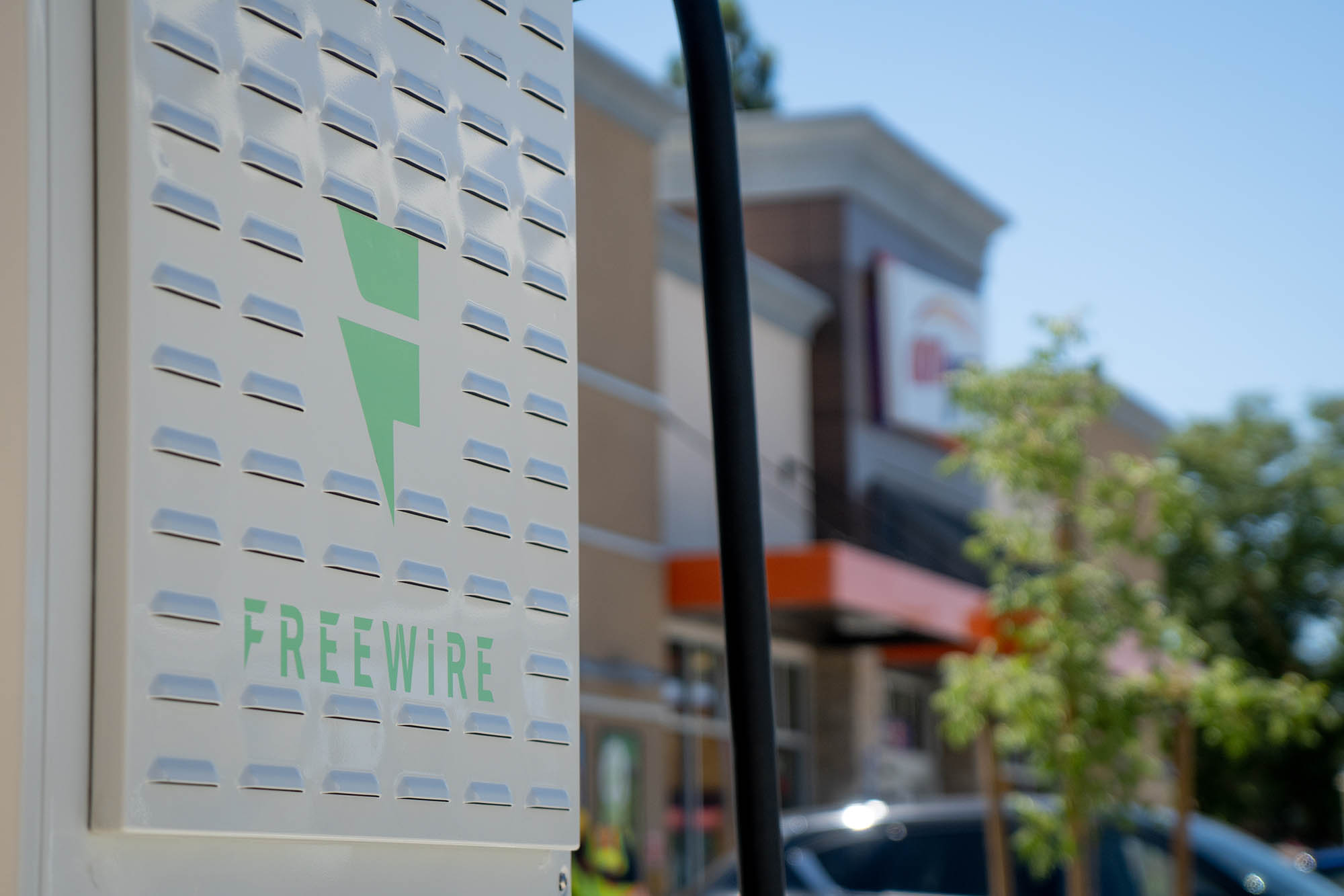 FreeWire Deploys Next Generation Ultrafast Electric Vehicle Charging at ...